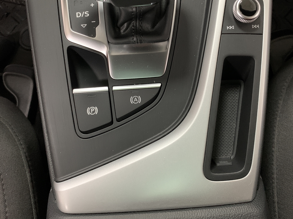 Activare Buton Autohold Audi A4 B9 Auto Hold 2017