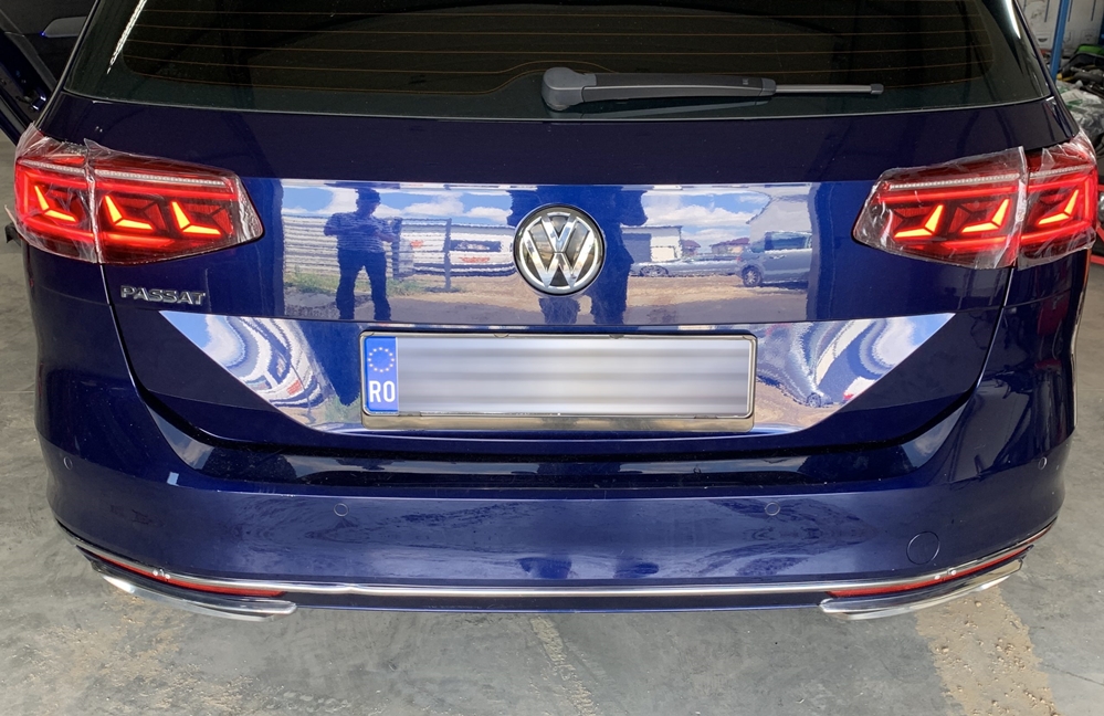 Montaj Faruri LED Matrix Stopuri Triple LED VW Passat B8 2016 Originale