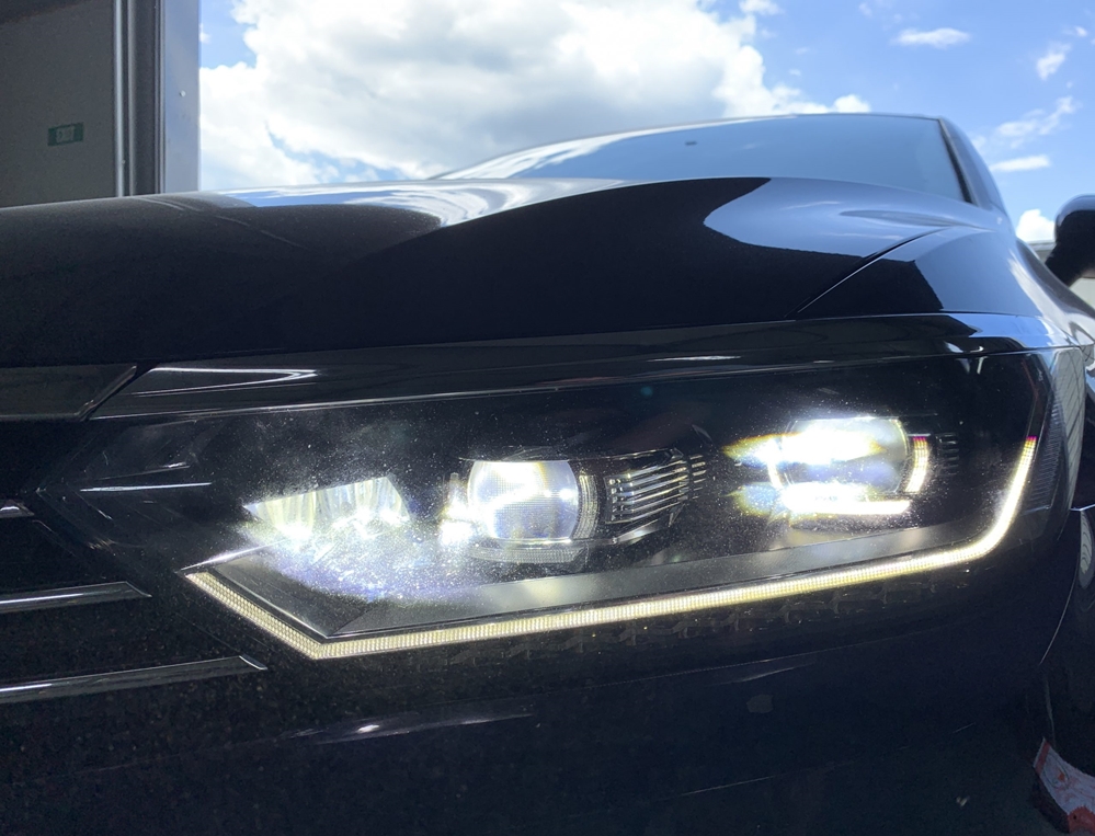 Montaj Faruri LED Matrix Stopuri Triple LED VW Passat B8 2016 Originale