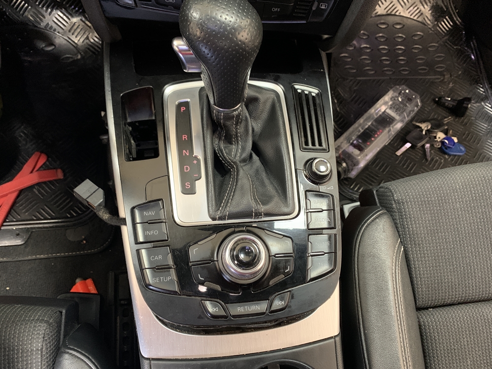 Audi A4 B8 2009 Instalare Codare Auto Hold Activare Buton Autohold ...