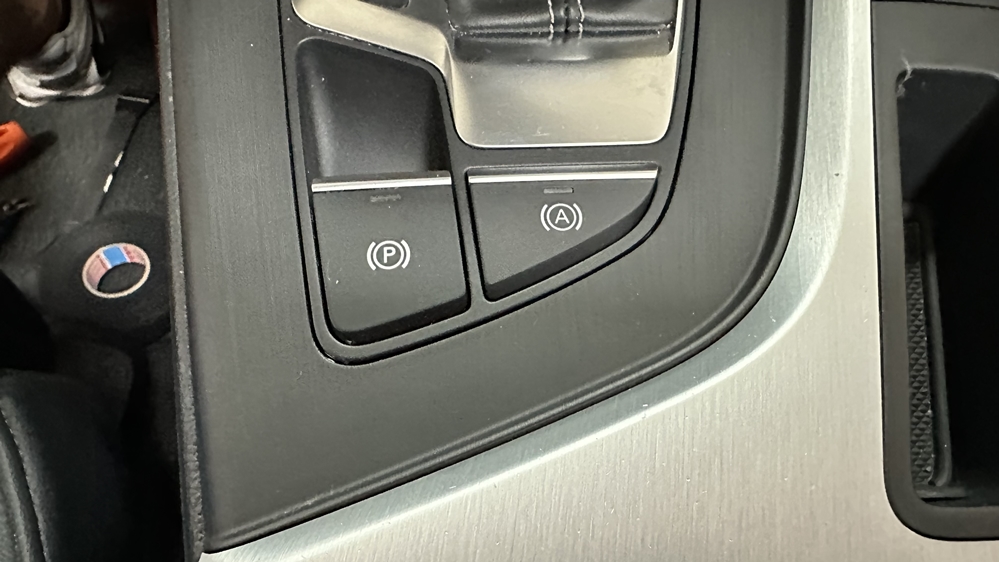Auto Hold Audi A5 F5 2018 Instalare Activare Buton AutoHold Auto Hold